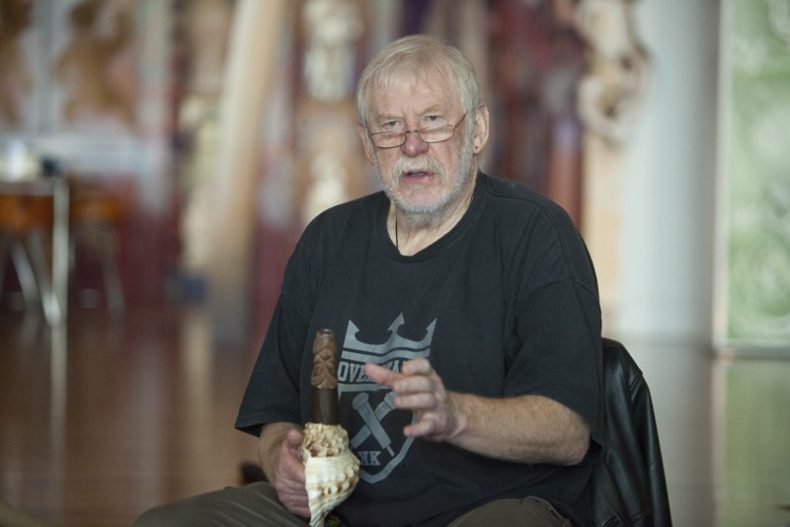 The art of sounding the pūtātara shell trumpet | Te Papa’s Blog