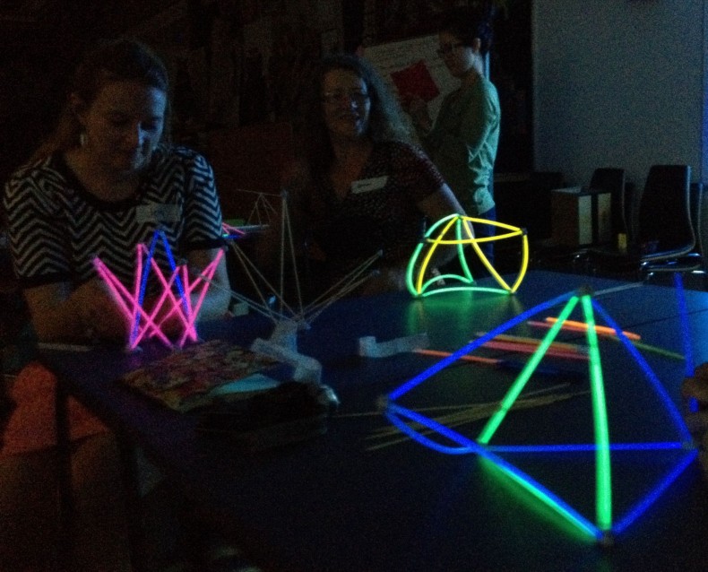 Experiments With Light | Te Papa’s Blog