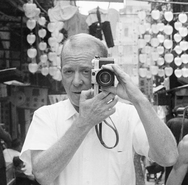 Picturing Asia: The Photography of Brian Brake and Steve McCurry | Te ...