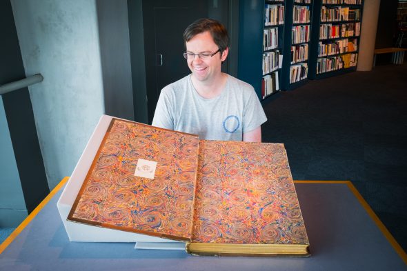 Rare books and the marvellous art of marbling | Te Papa’s Blog